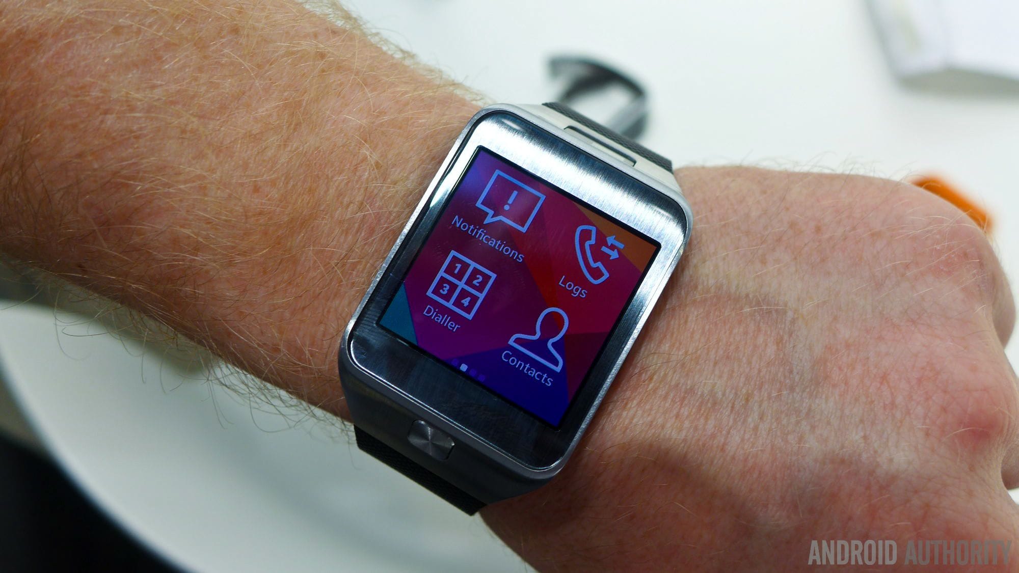 Samsung SM-R382: il primo smartwatch Samsung con Android Wear appare su ...