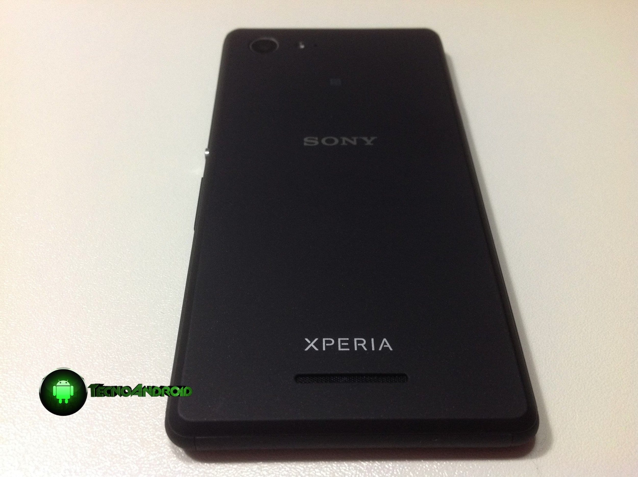 Sony Xperia E3: la recensione
