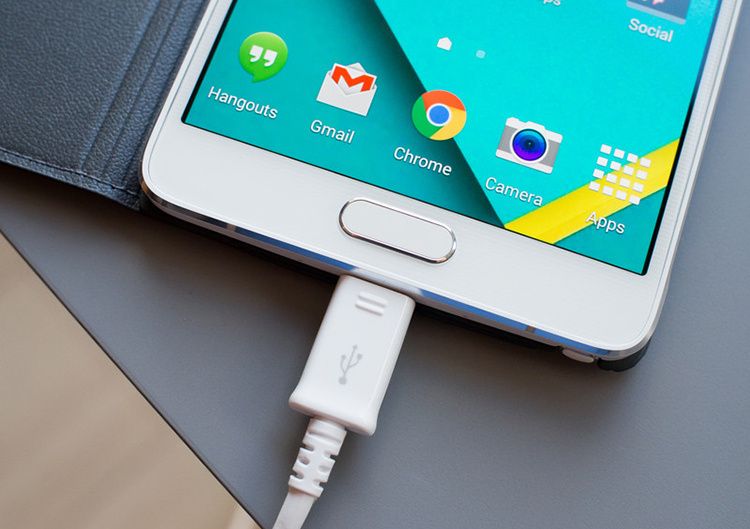 La prima ricarica di uno smartphone Android: fra miti e leggende il ...