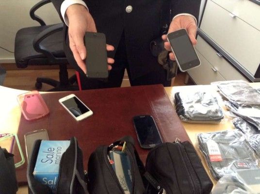 Pacco di sale al posto dei cellulari ad un togolese: la nuova frontiera ...