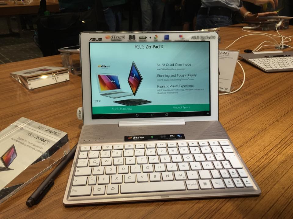 Asus ZenPad 10: processore Intel Atom e 2 GB di RAM