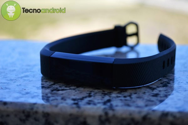 Fitbit Alta HR, la recensione di un ottimo activity tracker - TecnoAndroid