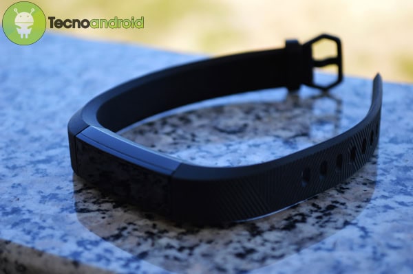 Fitbit Alta HR, la recensione di un ottimo activity tracker - TecnoAndroid
