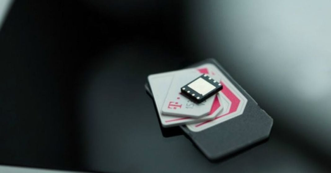 sim-vs-esim-vantaggi-e-svantaggi-delle-nuove-schede-integrate-di-tim