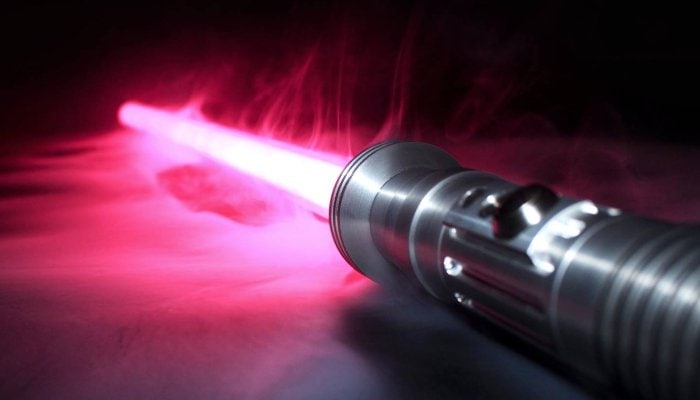 CES 2019: arrivano le Spade Laser con cui simulare i combattimenti di ...