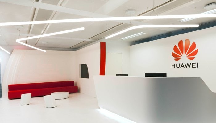 Huawei inaugura una nuova sede a Milano: connubio tra tecnologia e design