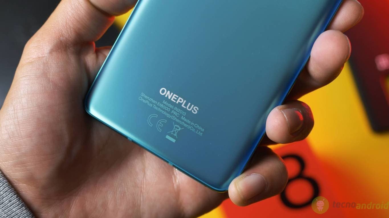 Recensione OnePlus 8: esattamente il dispositivo che ci aspettavamo!