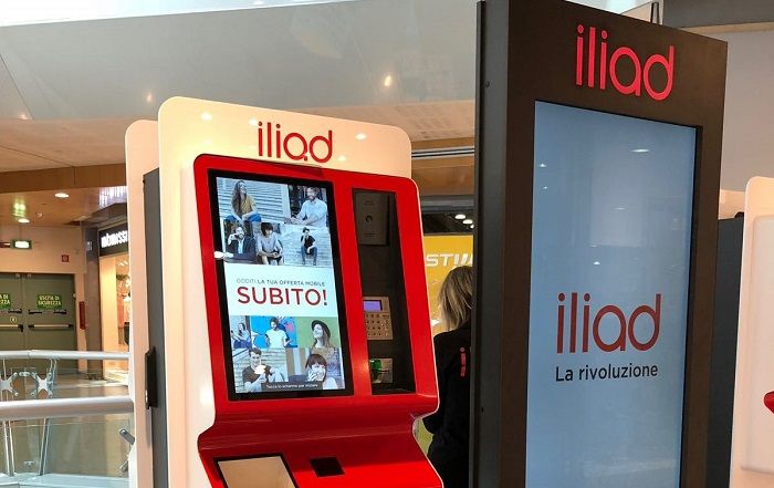 Iliad ha installato 13 nuovi Corner in centri sparsi per tutta Italia