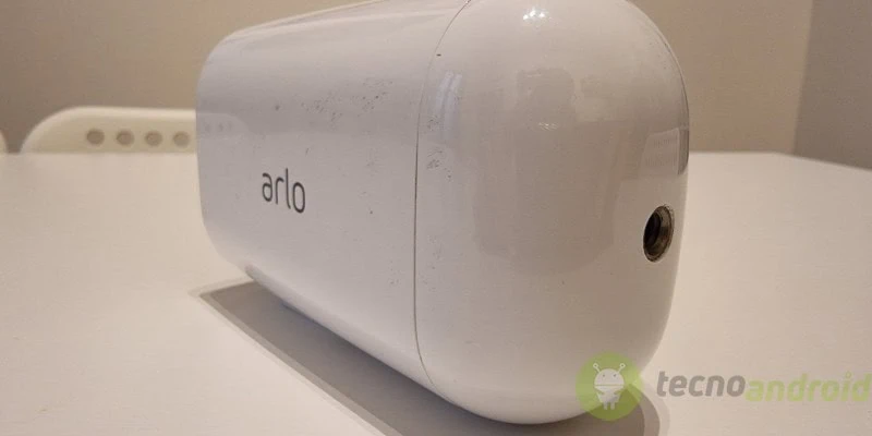 Recensione Arlo Essential XL: videosorveglianza esterna con extra ...