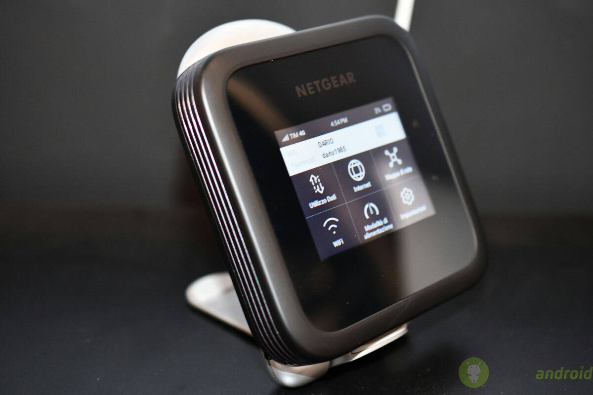 Netgear Nighthawk M6 Pro: il miglior router con 5G e Wifi 6E [Recensione]