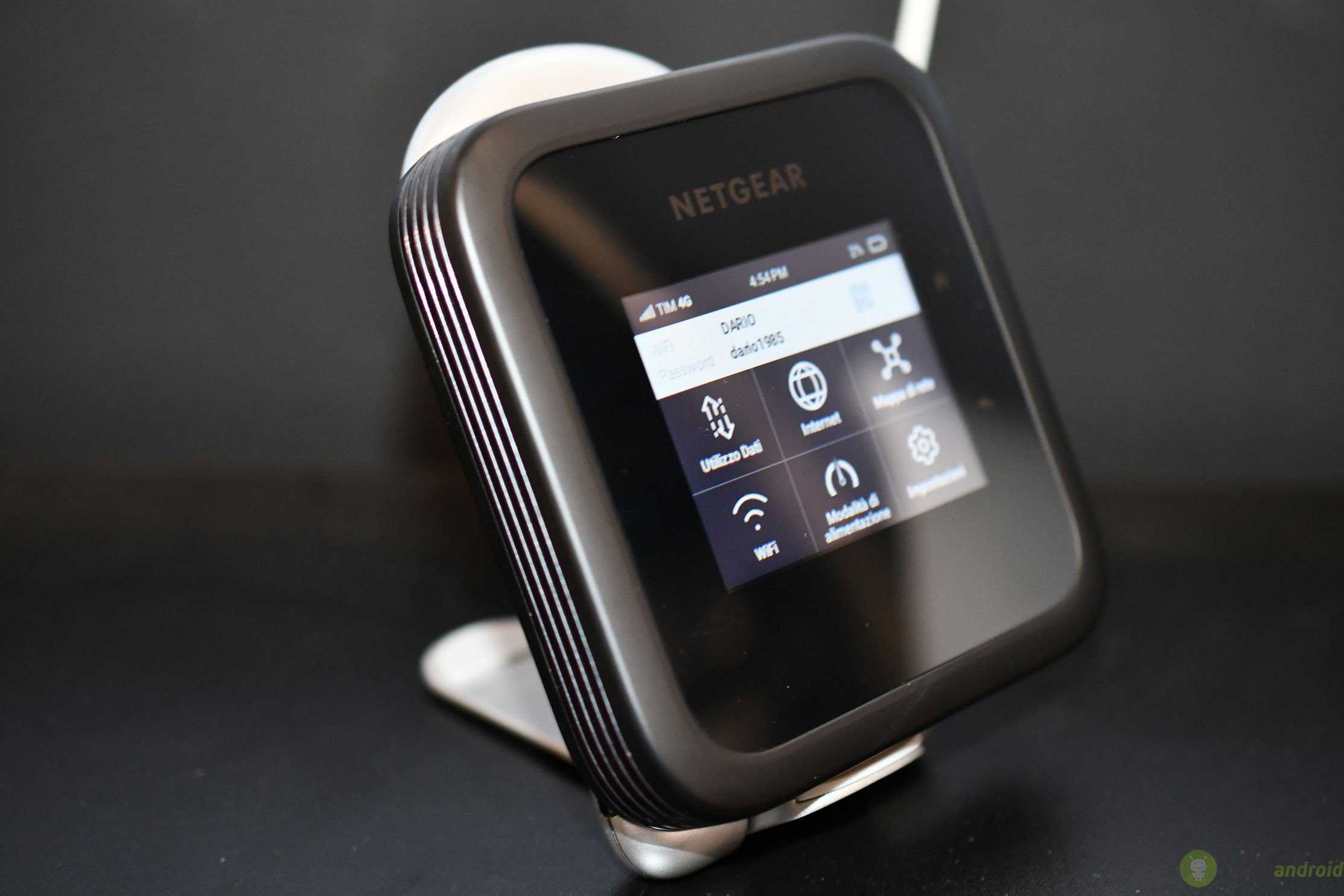 Netgear Nighthawk M6 Pro: il miglior router con 5G e Wifi 6E [Recensione]