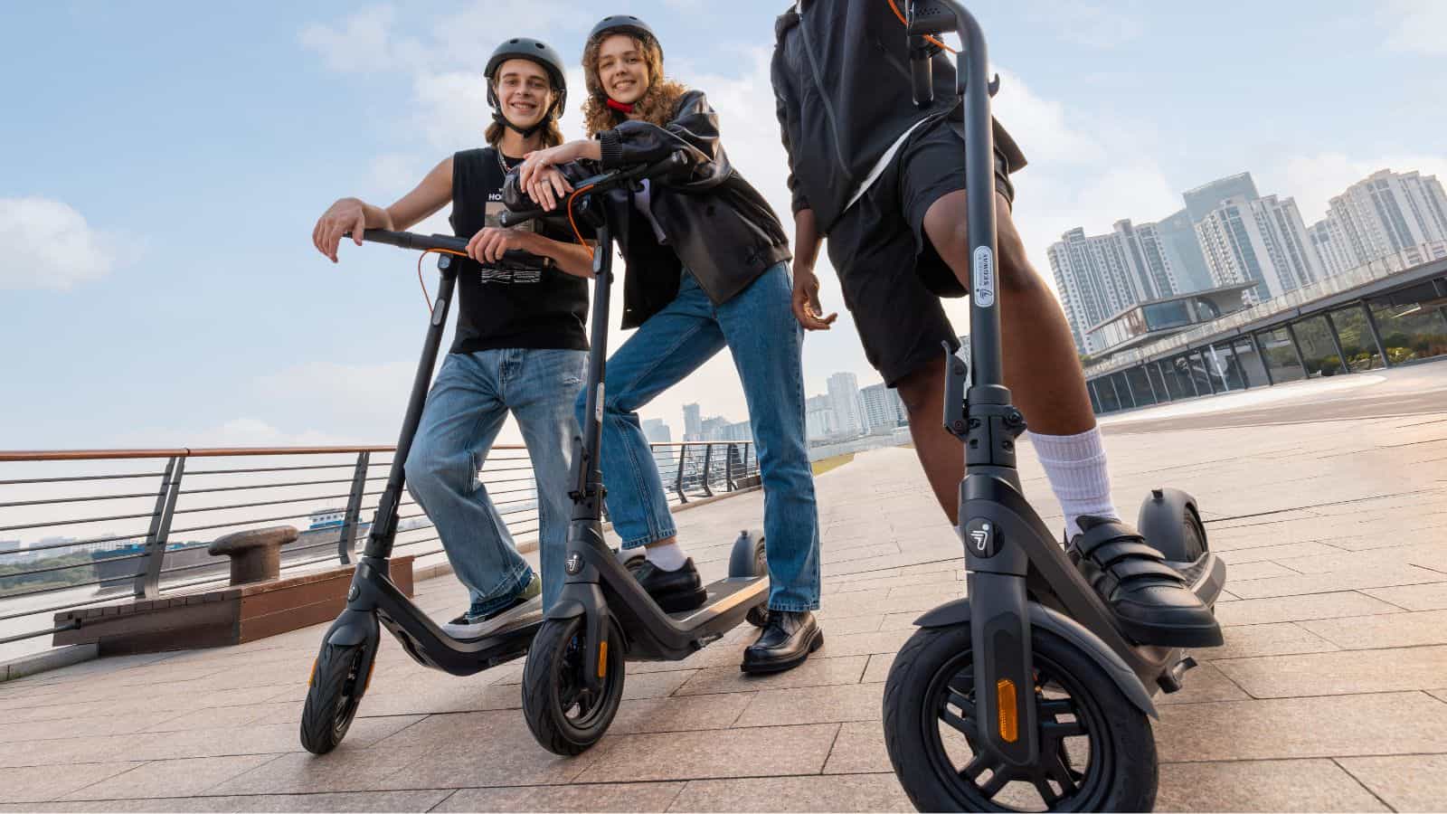 Ninebot eKickScooter E2 Pro, monopattino che combina potenza e autonomia