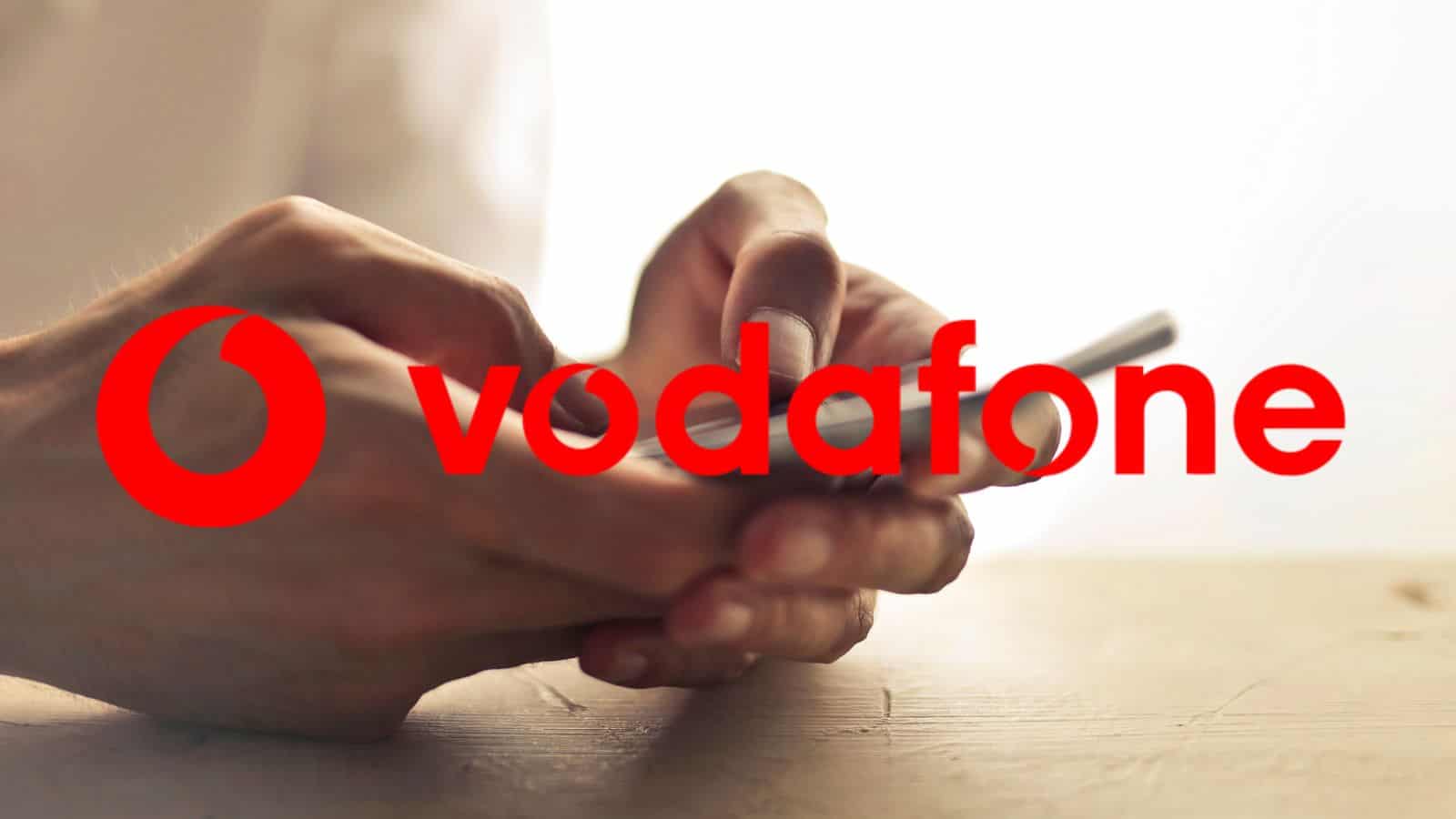 Vodafone, la promo con minuti illimitati e sino a 100 Giga internet