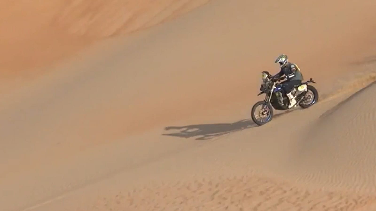 Yamaha annuncia la nuova moto che guida da sola senza manubrio