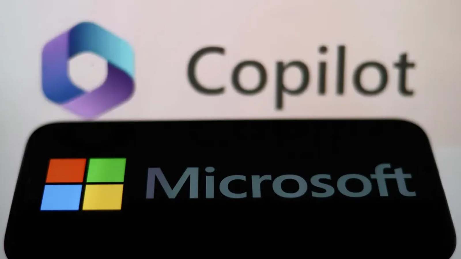 Microsoft introduce Copilot Pro, un'evoluta esperienza di intelligenza ...