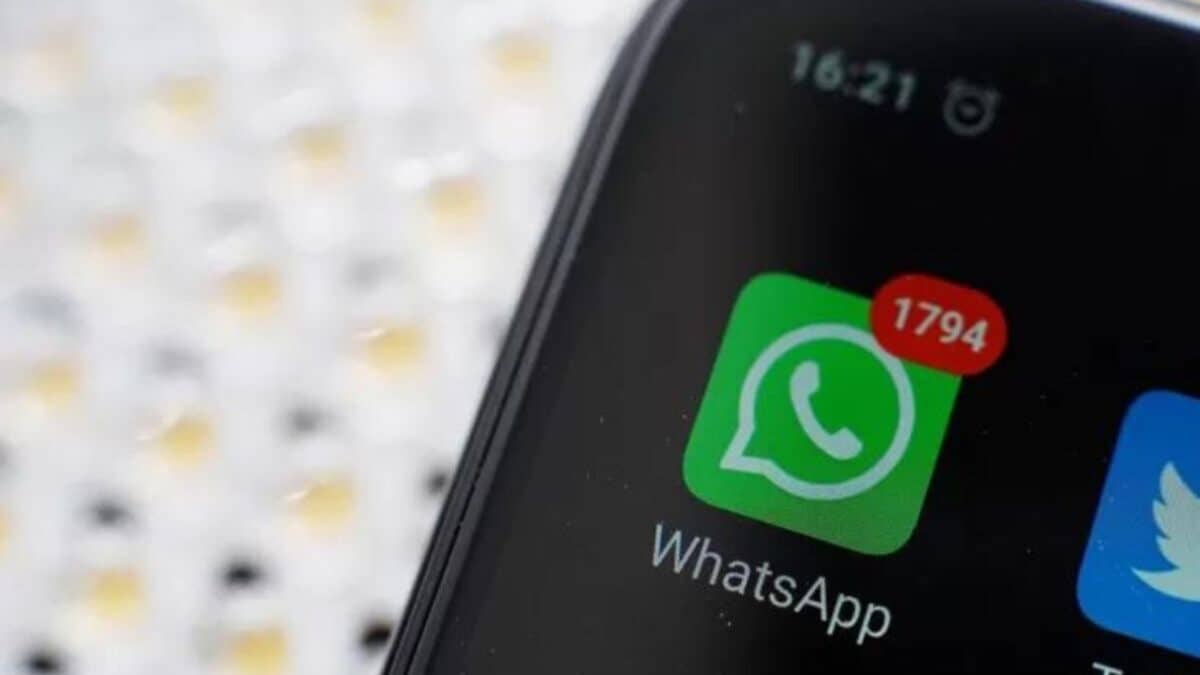 WhatsApp, finalmente il trucco per tornare a SPIARE il partner ...