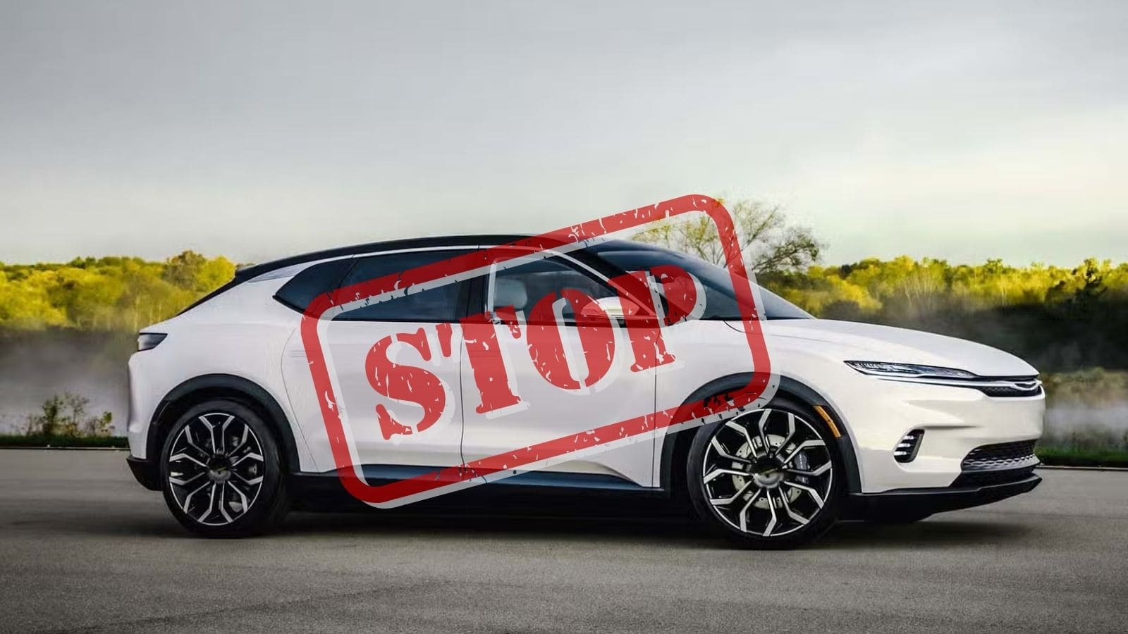 Chrysler in bilico: in pausa del crossover elettrico C6X Stellantis