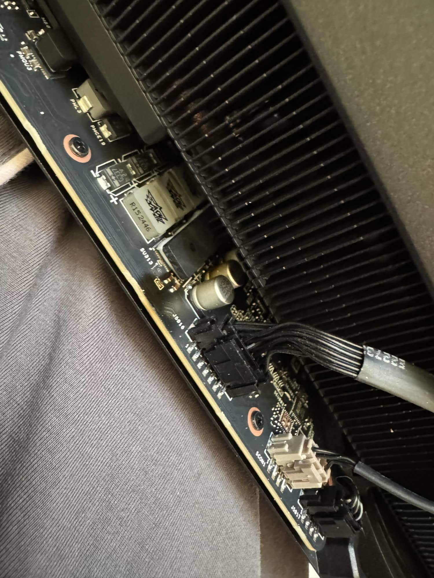 Nvidia RTX 5090: un'altra scheda finisce in fiamme