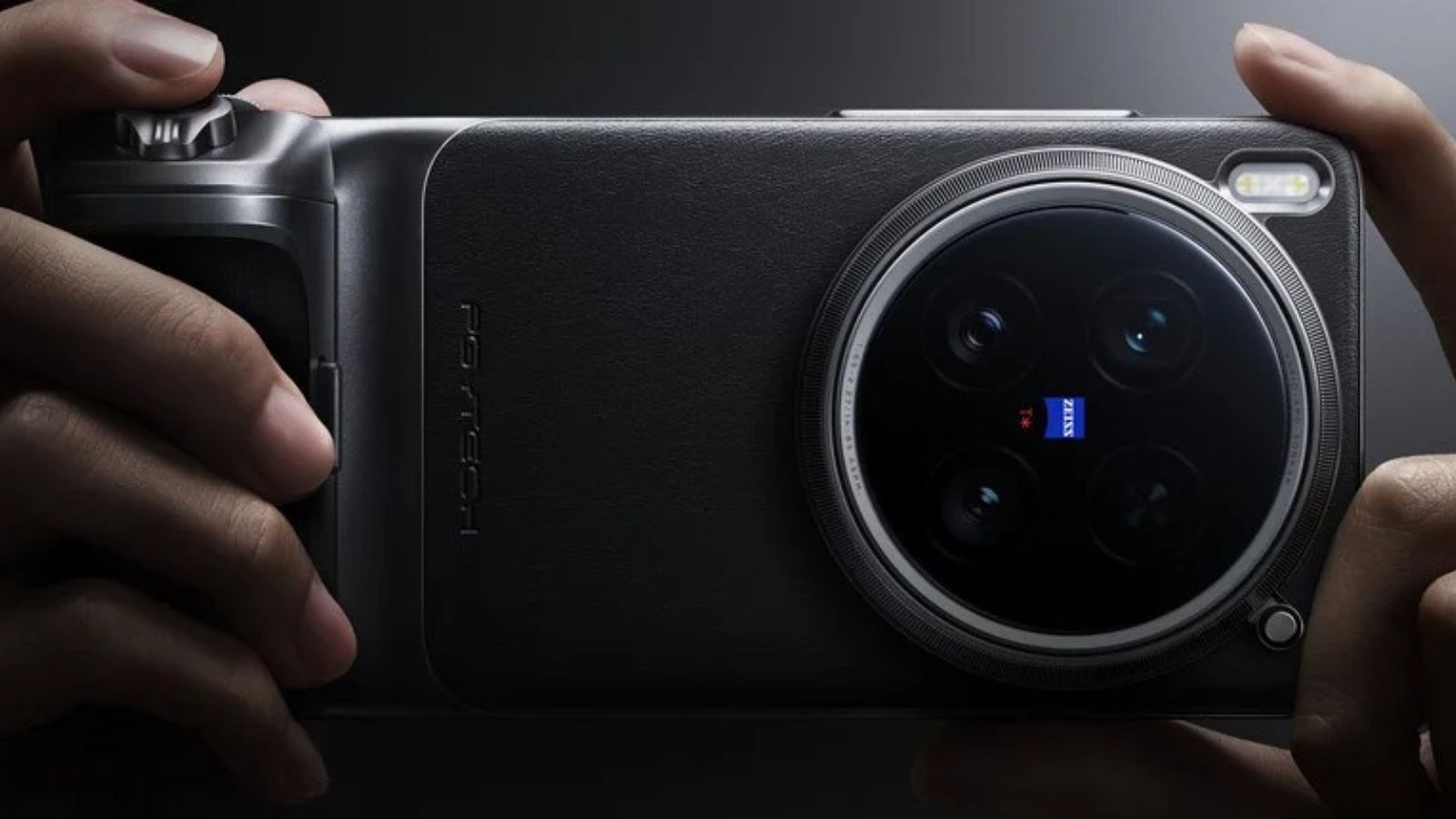 vivo X200 Ultra: arriva lo smartphone con Photography Kit dedicato