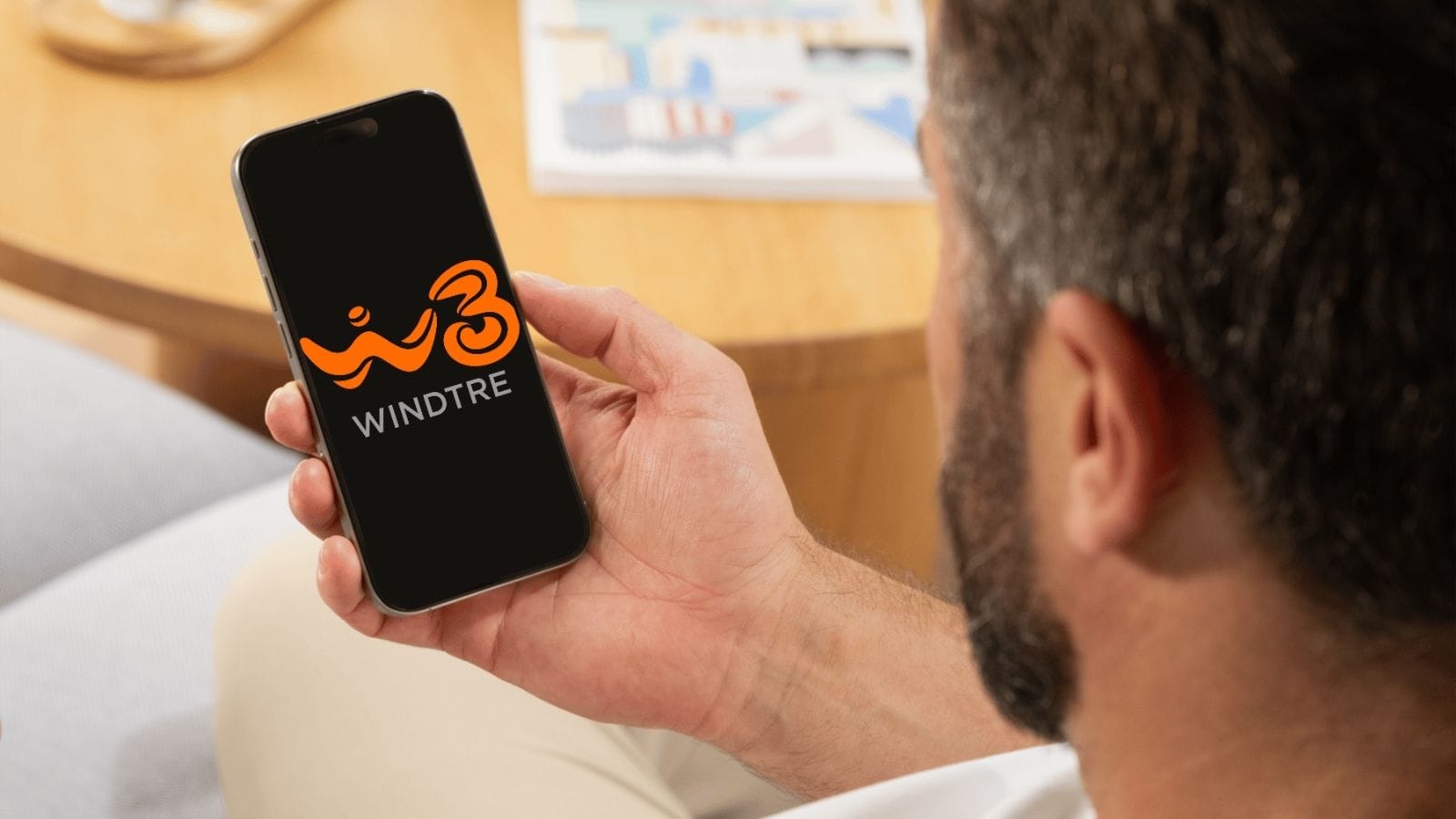 Offerta WindTre per nuovi clienti a meno di 10€ al mese