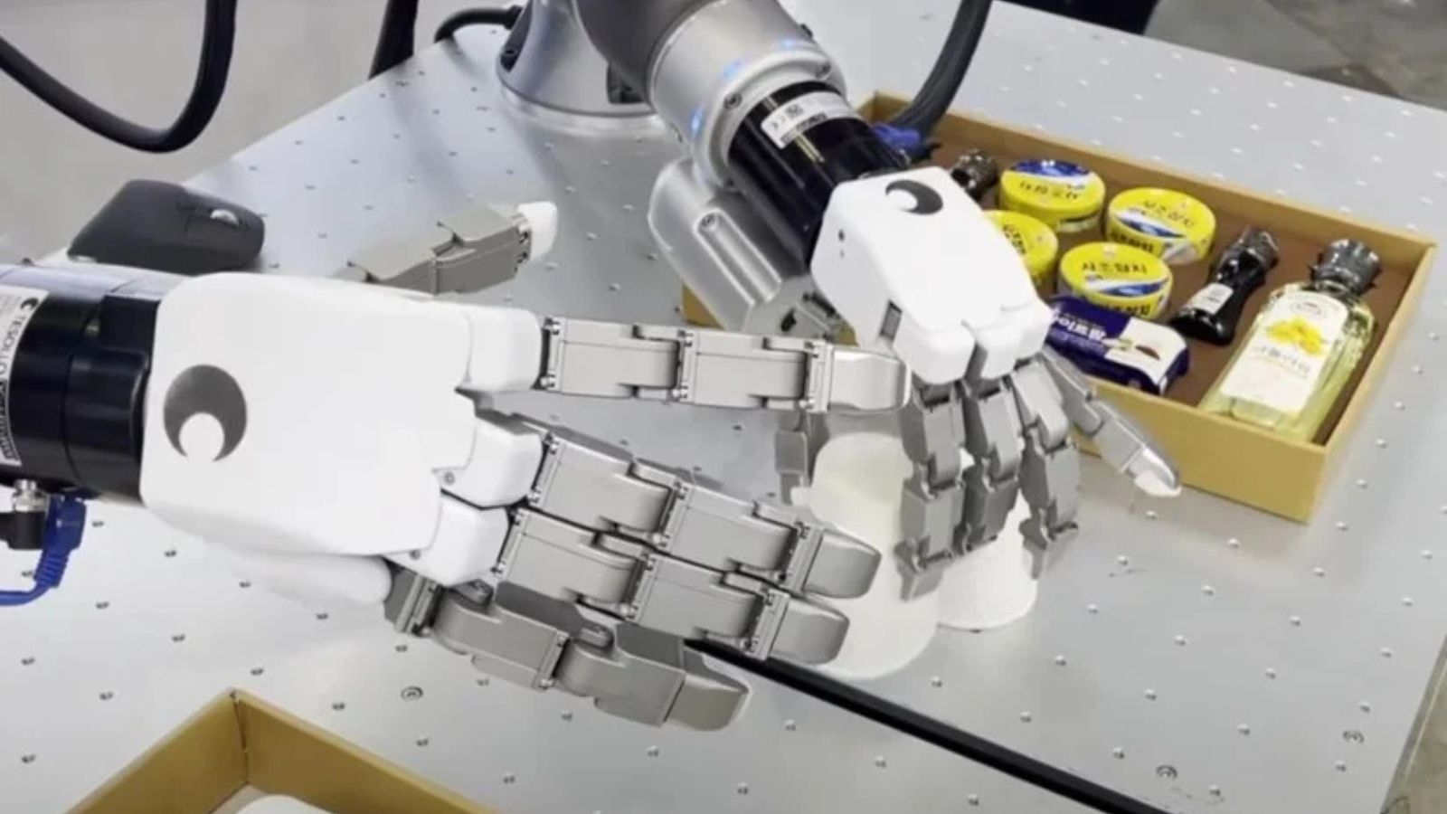 Tesollo conquista Nvidia con le sue mani robotiche intelligenti