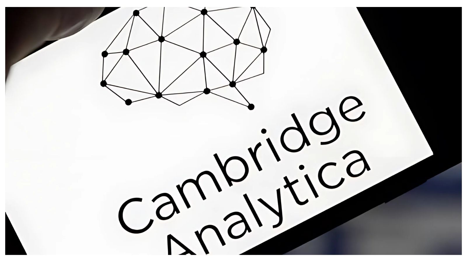 Meta rimborsa gli utenti per lo scandalo Cambridge Analytica