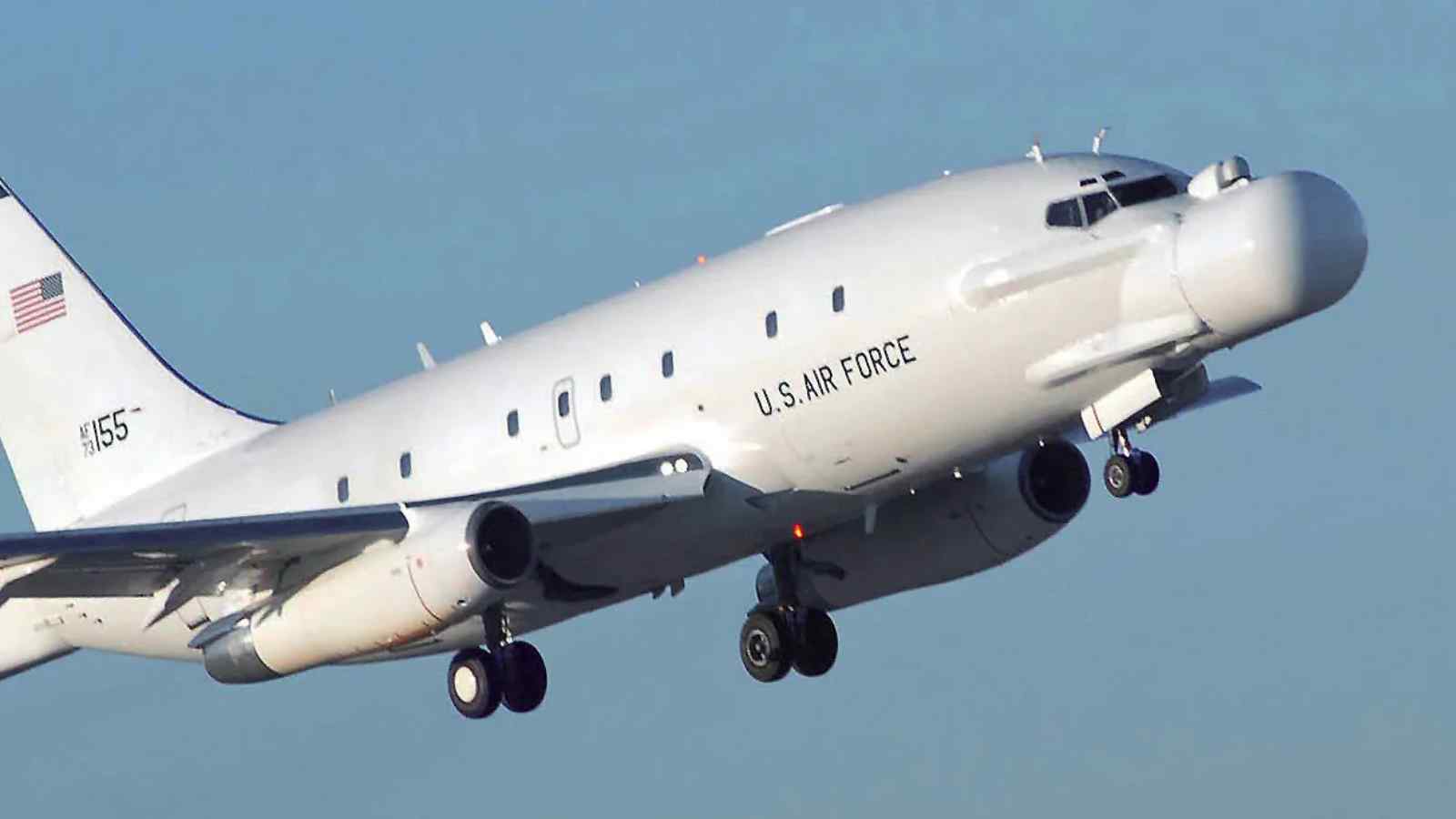 RAT55 sorvola l’Area 51: il Boeing-spia torna a stupire