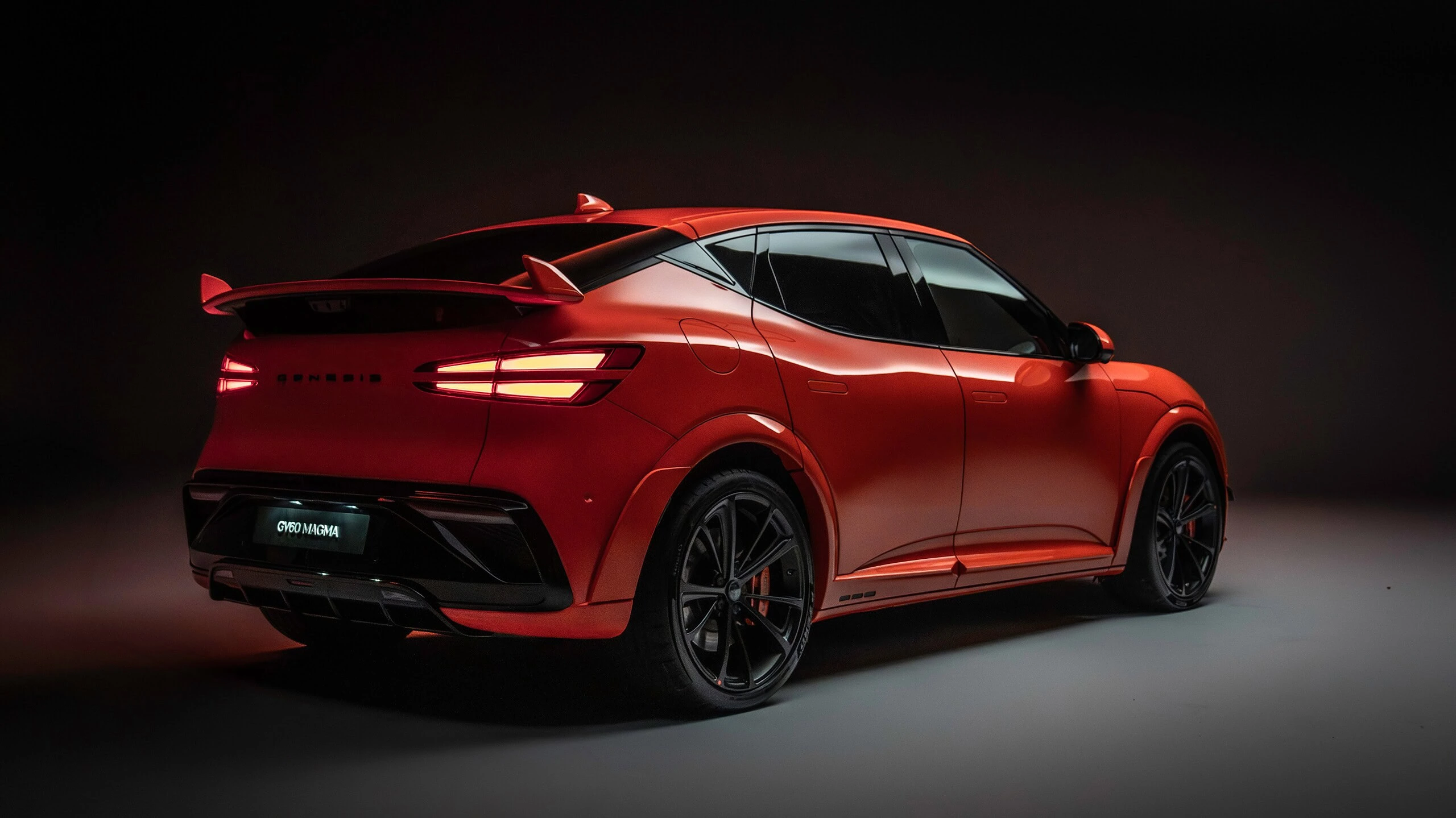 Genesis GV60 Magma arriva in Italia: 650 CV e 0-100 in 3,4 secondi a 88 ...